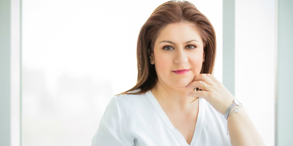 On Adaptability and Resilience: an interview with Andra Antonescu